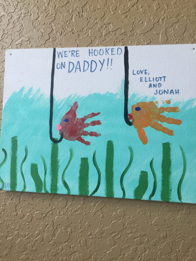 Father's Day Hooked on Daddy DIY: Adorable handprint art for Dad