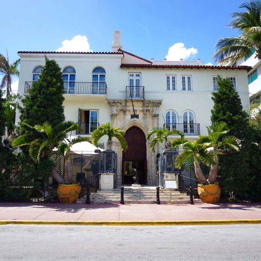 8 real-life murder houses that every true crime fan wants to live in